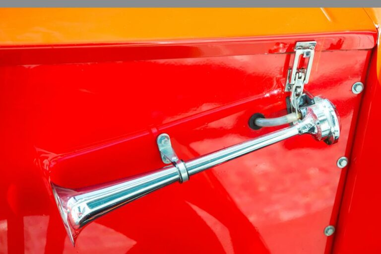 Como surgiu a buzina? - Summit Mobilidade